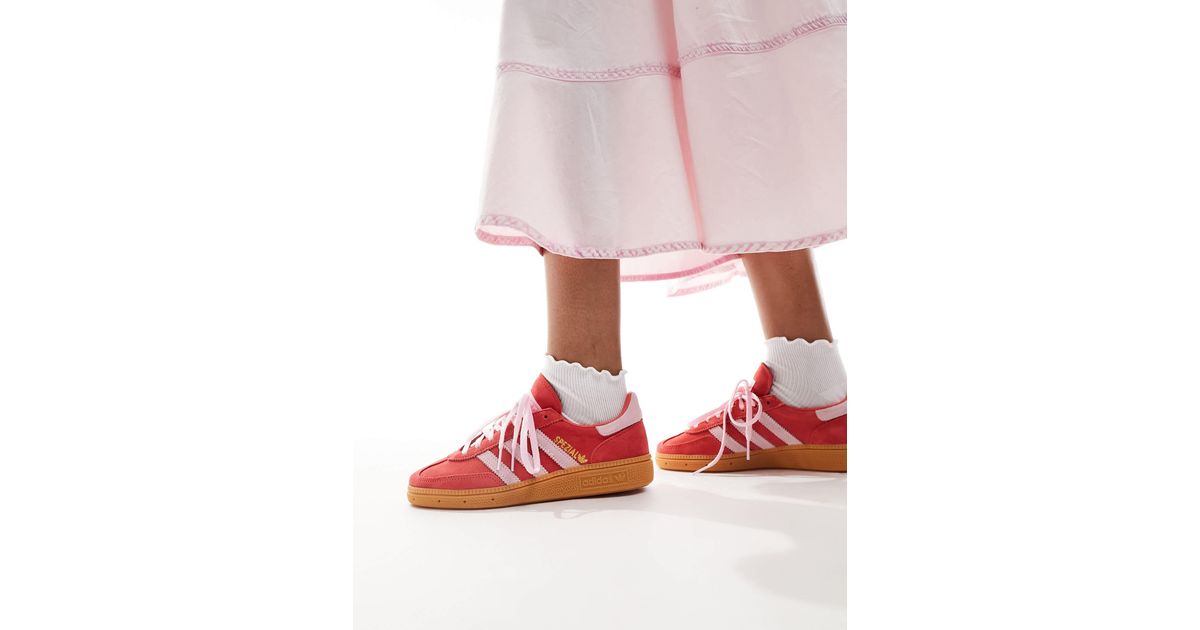 Handball spezial - baskets - rouge et adidas Originals en coloris Rose ...