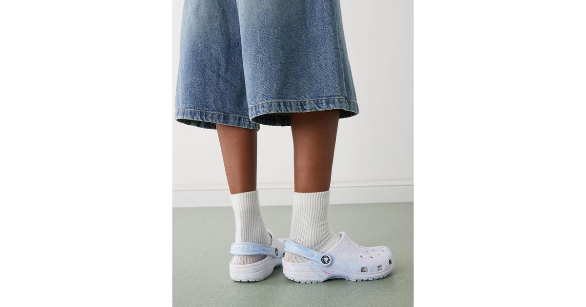 Crocs™ Classic Marble Clog in Blue | Lyst