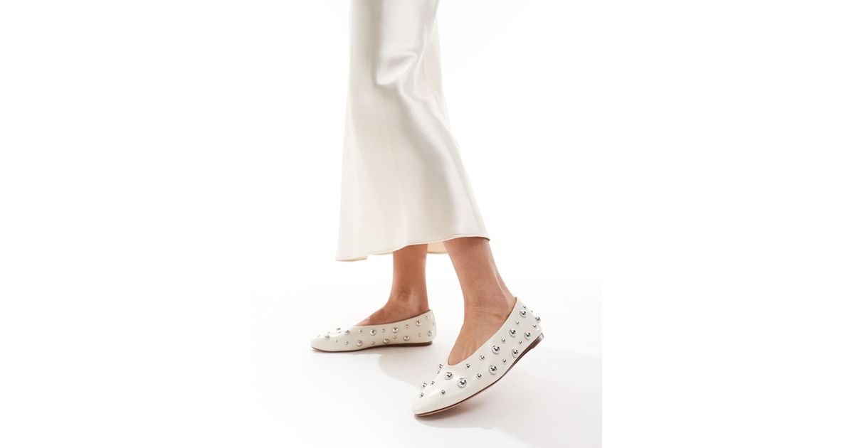 Stradivarius Studded Ballet Flat in White | Lyst