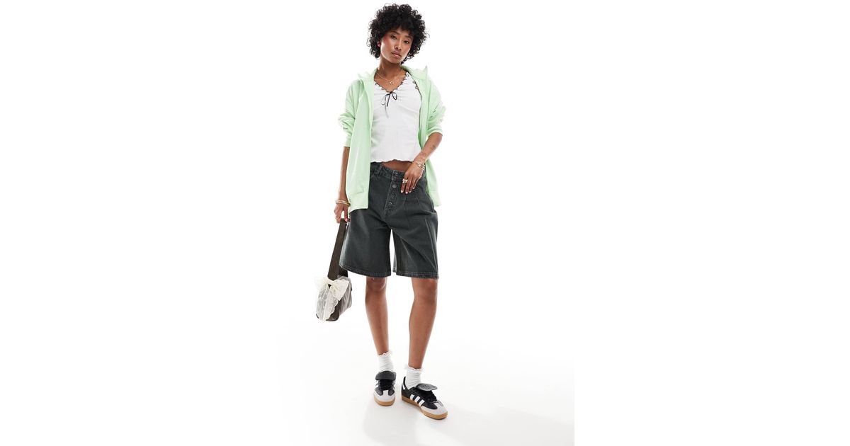 Basic Pleasure Mode Brody Pleated Denim Jorts in White | Lyst