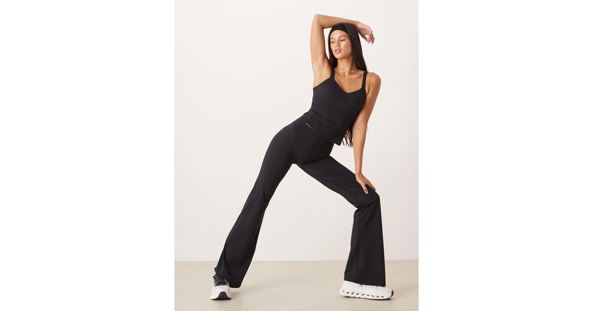 Tala Airform Flared leggings in Black | Lyst UK