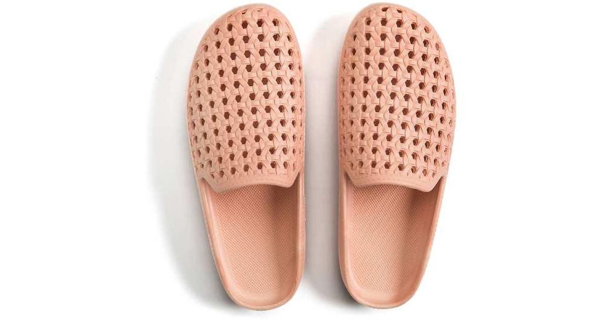 FREEDOM MOSES Apricot Shade Clogs With Rattan Shape Holes in Pink | Lyst UK