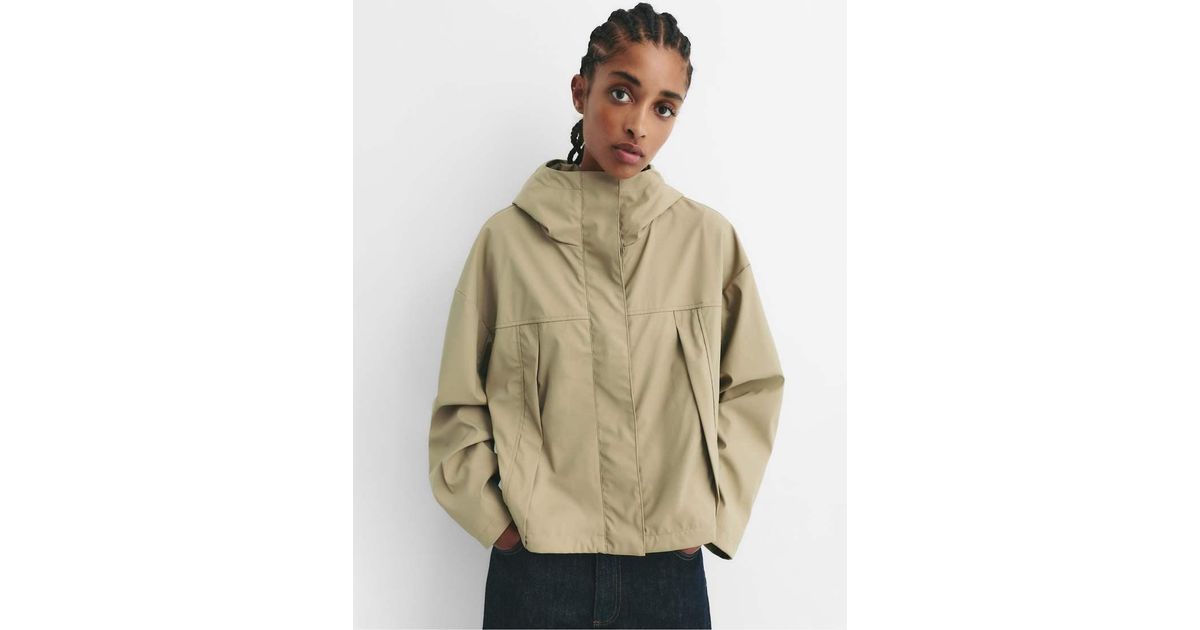 Pull&Bear Short Hooded Raincoat in Natural | Lyst UK