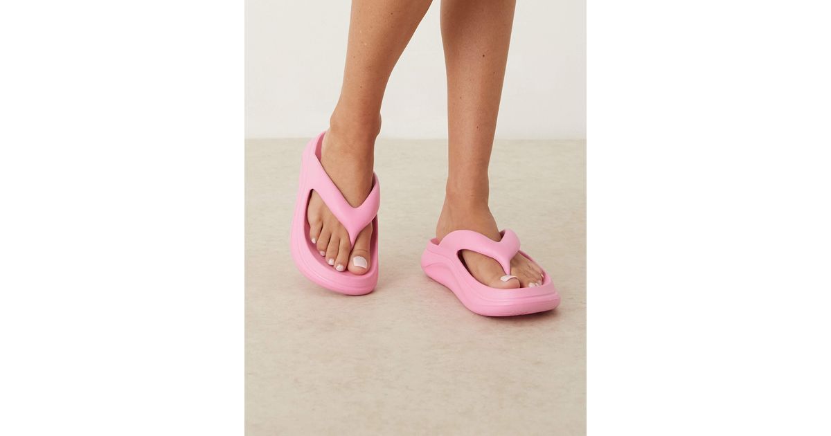ASOS Fudge Chunky Flip Flops Sliders in Pink | Lyst