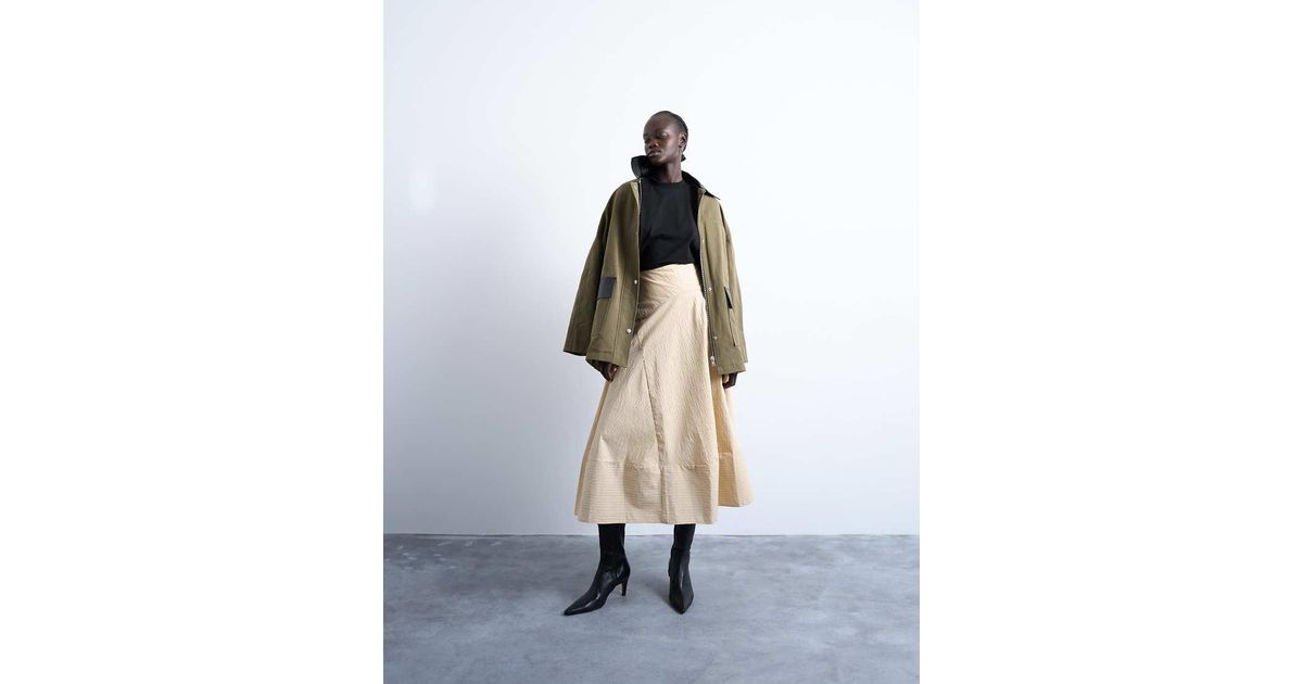 TOPSHOP Deep Hem Midi Skirt in White | Lyst UK