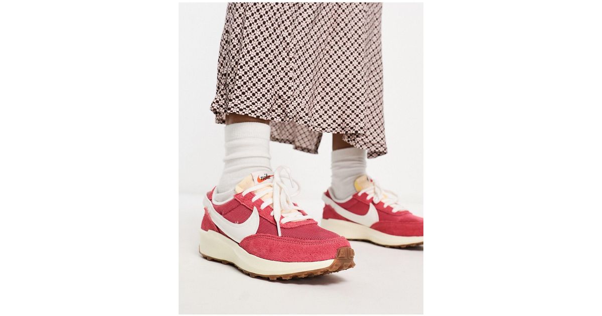 Nike Waffle Debut Sneakers in Pink | Lyst