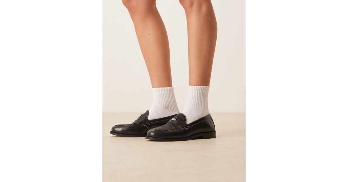 Walk London Rhea Croc Penny Loafer in Natural | Lyst UK