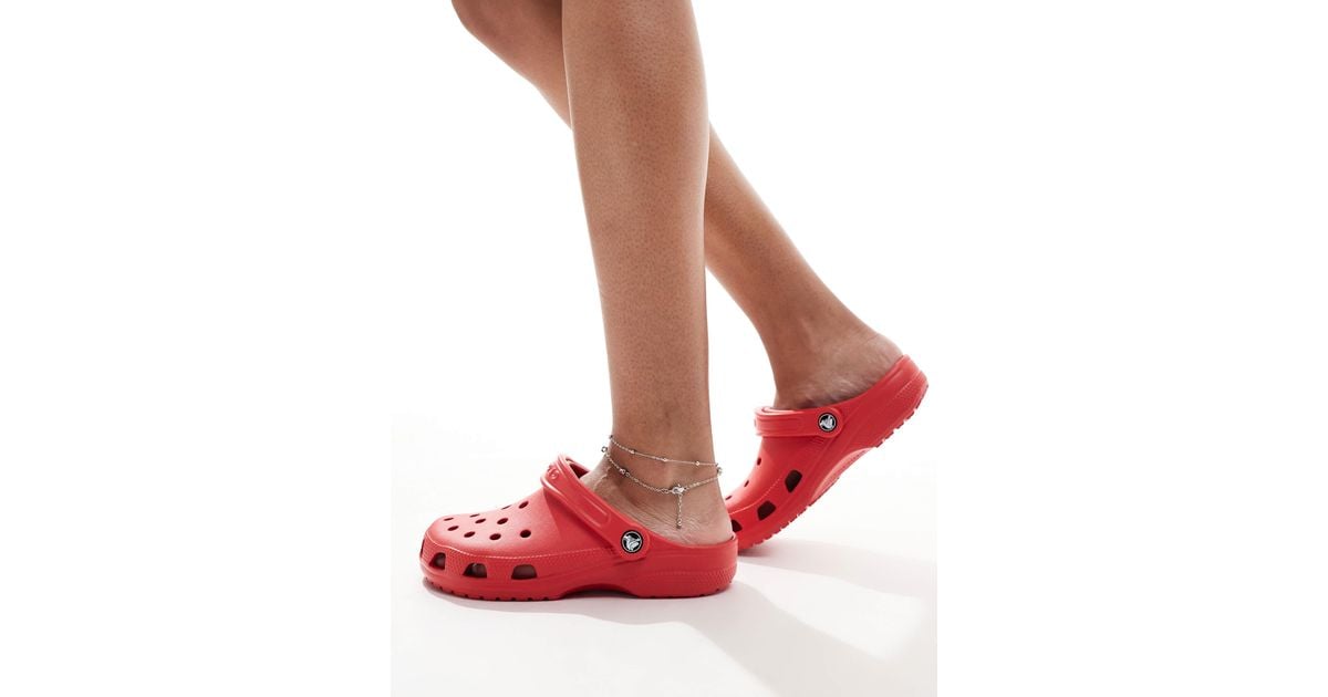 Crocs™ Classic Clog in Red | Lyst