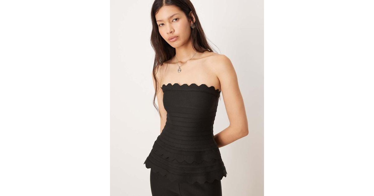 Amy Lynn Scalloped Bandage Top Co-Ord in Black | Lyst UK
