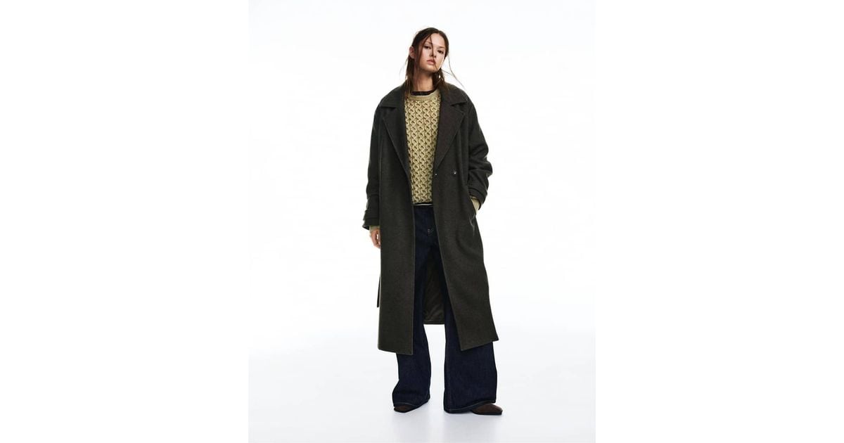 Pull&Bear Long Felt Texture Coat With Belt in Black | Lyst UK