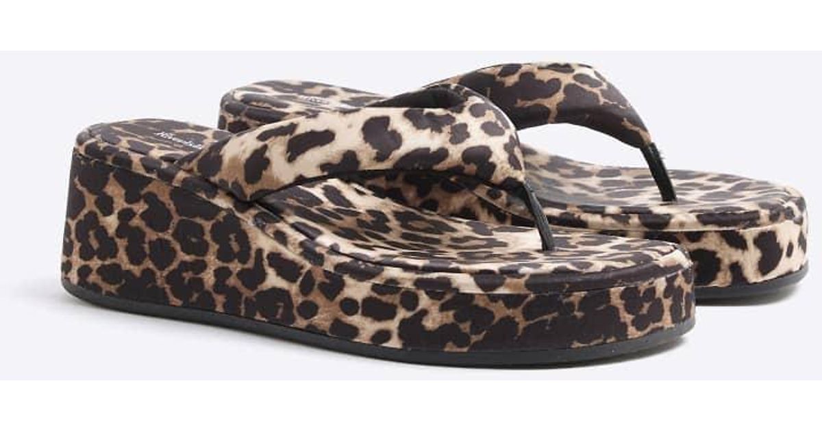 River Island Toe Thong Leopard Print Sandals in White | Lyst UK