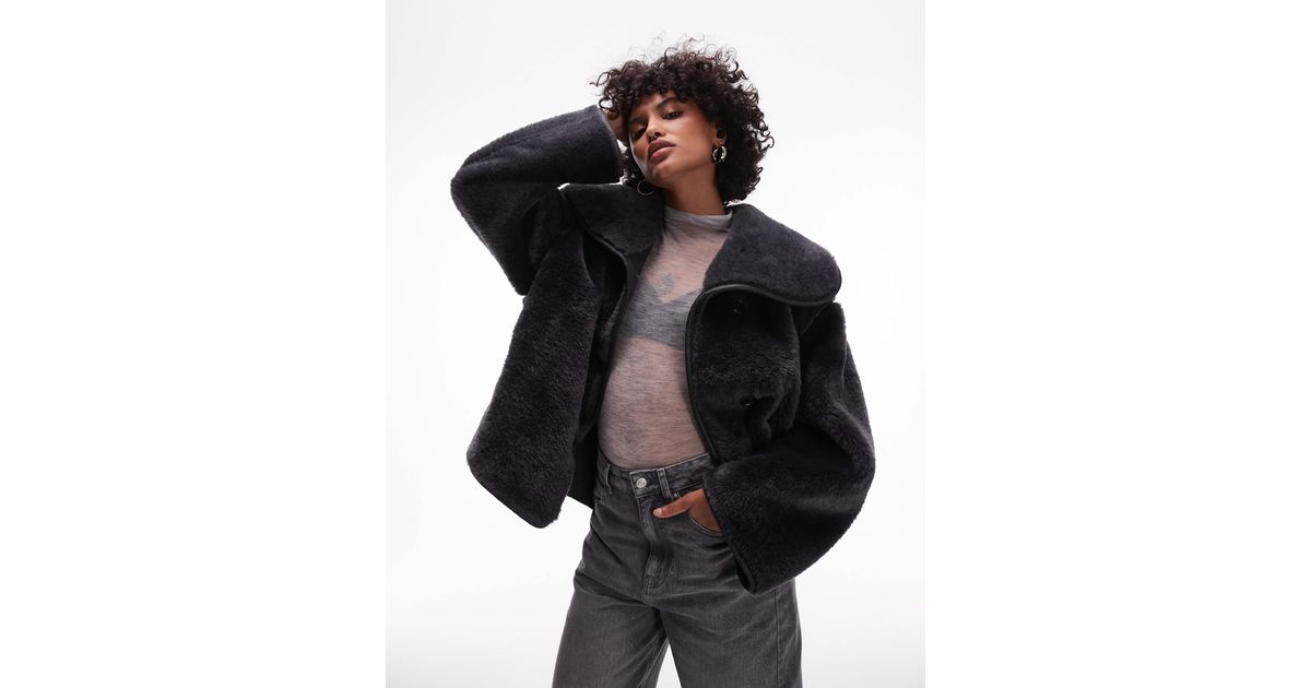 ARKET Oversized Faux Shearling Jacket With Funnel Neck And Contrast ...