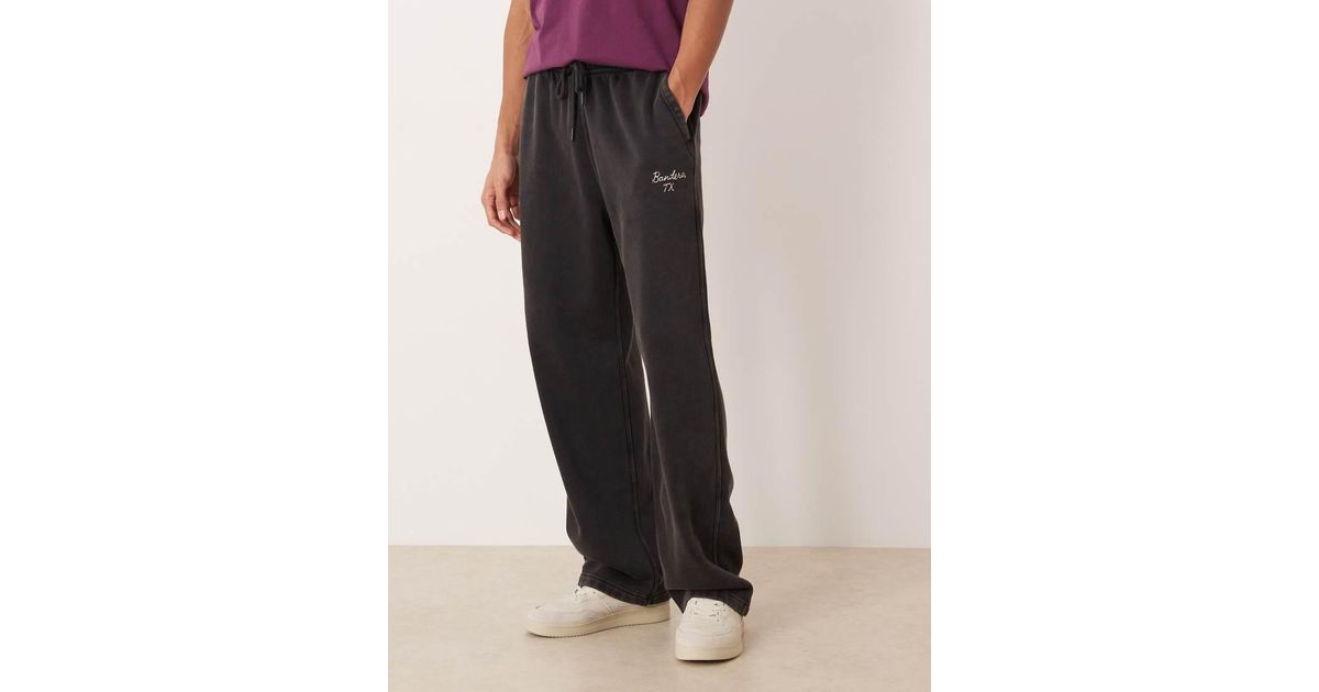 Abercrombie & Fitch Essential Open Hem Baggy Graphic Joggers in Black ...