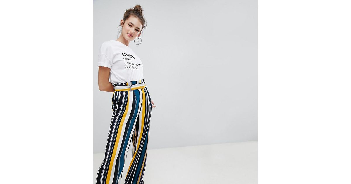 Bershka Broek Met Wijde Pijpen, Strikceintuur En Gekleurde Strepen in ...