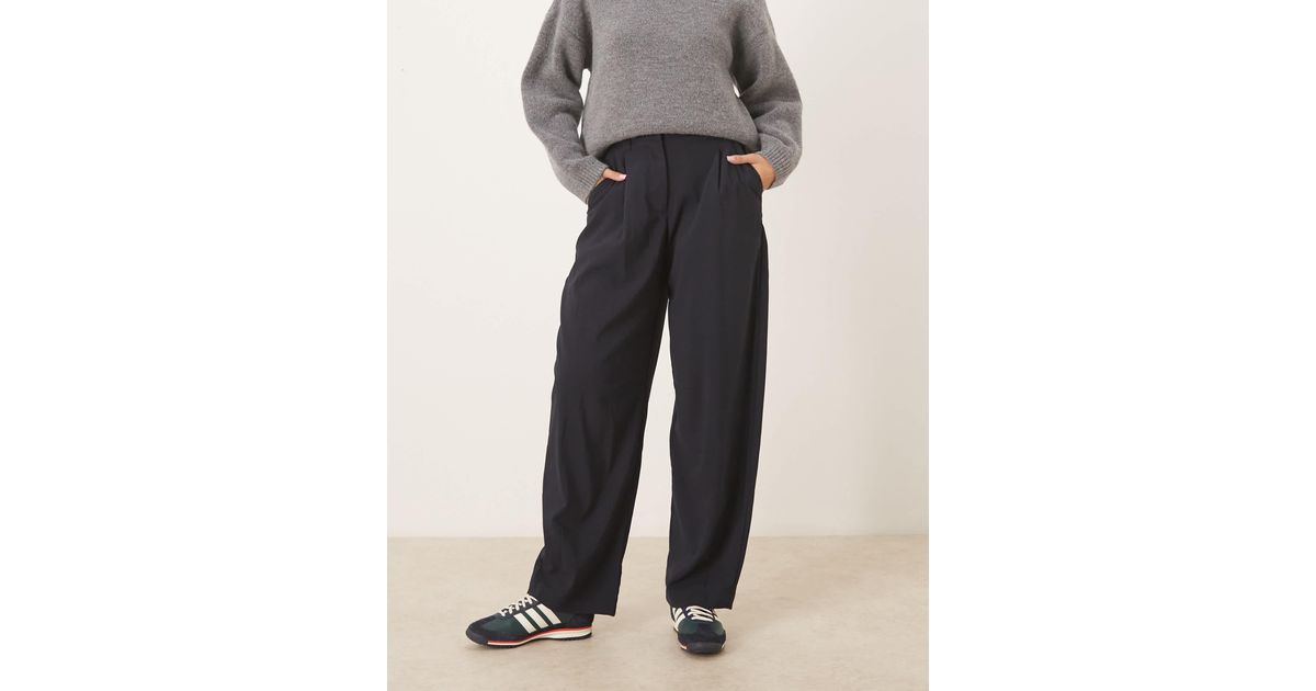 ASOS Tailored Arch Barrel Leg Pants in Blue | Lyst