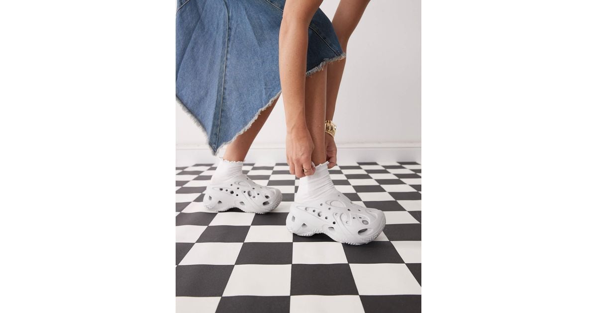 Crocs™ Caged Clog in Gray | Lyst