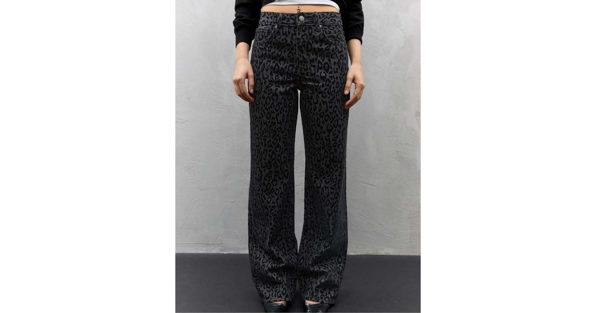 Stradivarius Flocked Leopard Print Jeans in Black | Lyst UK