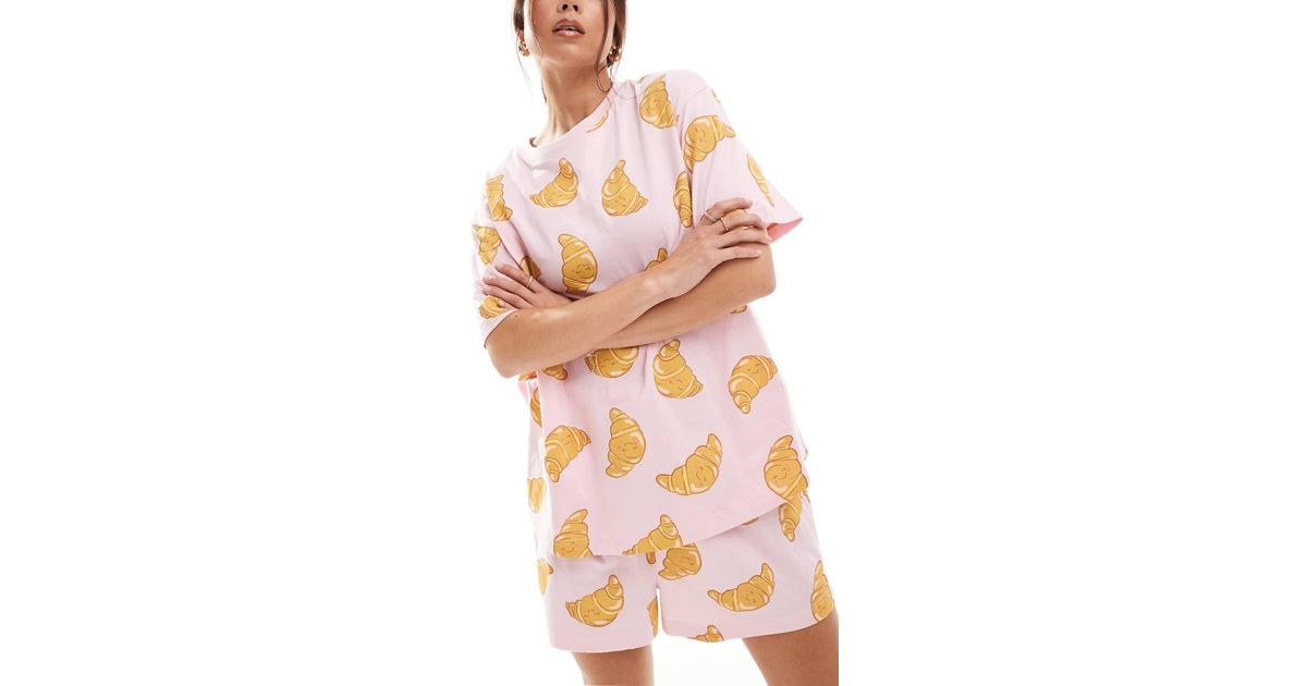 ASOS Croissant Oversized Tee & Short Pyjama Set in Pink | Lyst UK