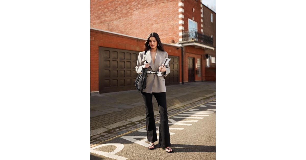TOPSHOP Jamie Flare High Rise Jeans in Black | Lyst