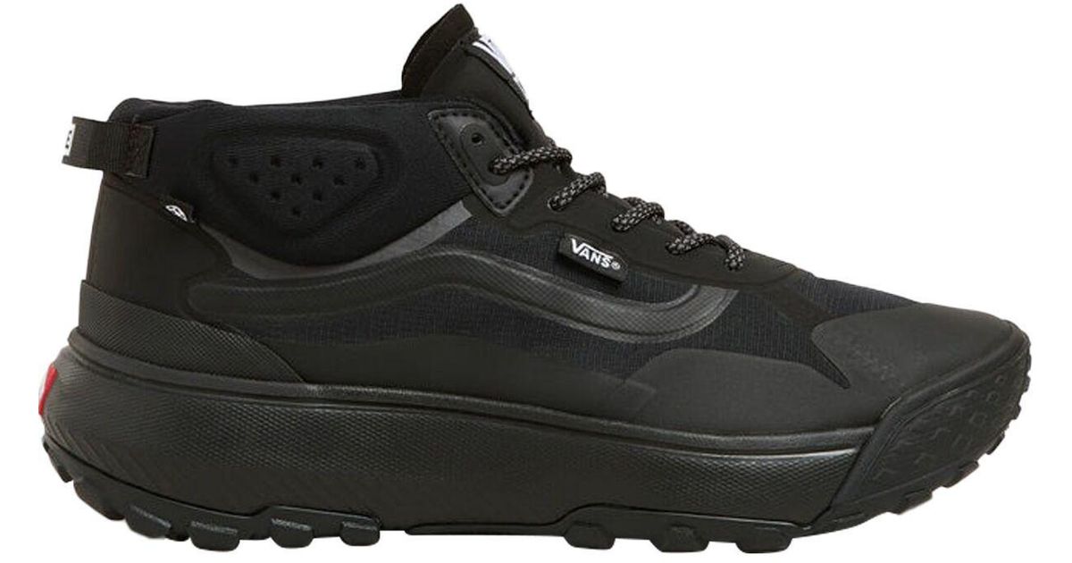 Vans Mte Crosspath Mid Shoe in Black | Lyst