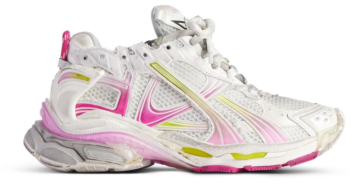Balenciaga Runner Gradient Trainers in Pink | Lyst