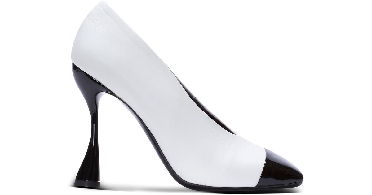 Balmain Eden Two-Tone Pumps in White | Lyst