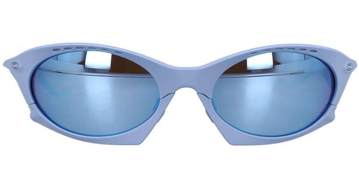 Oakley Plantaris Sunglasses in Blue | Lyst UK