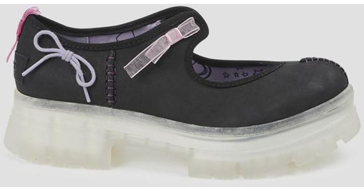 UGG W Areum Mary Jane Shoes in Black | Lyst