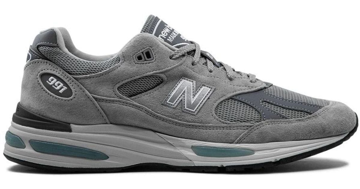 New Balance Retro Suede Sneakers in Gray for Men | Lyst