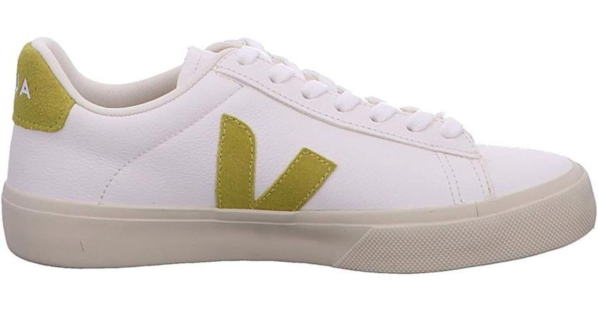Veja Shoes in White | Lyst