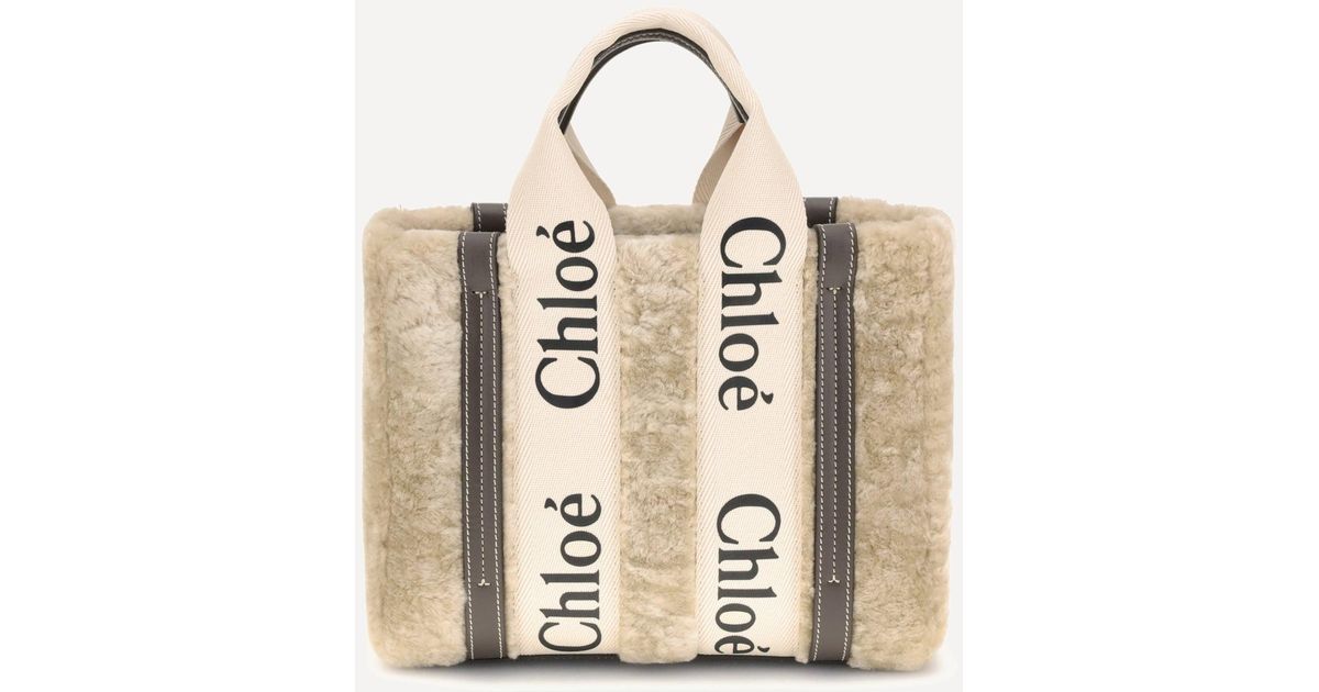 Chloé Small Woody Shearling Tote Bag in Natural | Lyst UK
