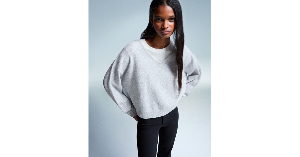 Bershka Soft Touch V-Neck Sweater in White | Lyst