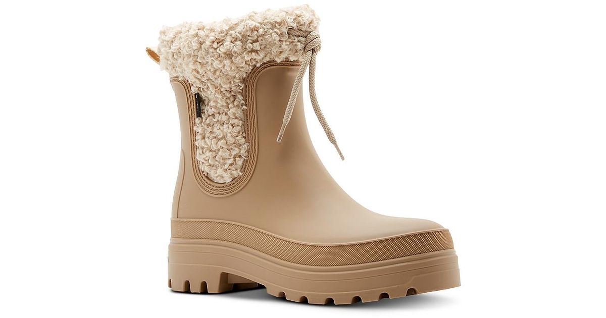 La Canadienne Peak Boots in Natural | Lyst