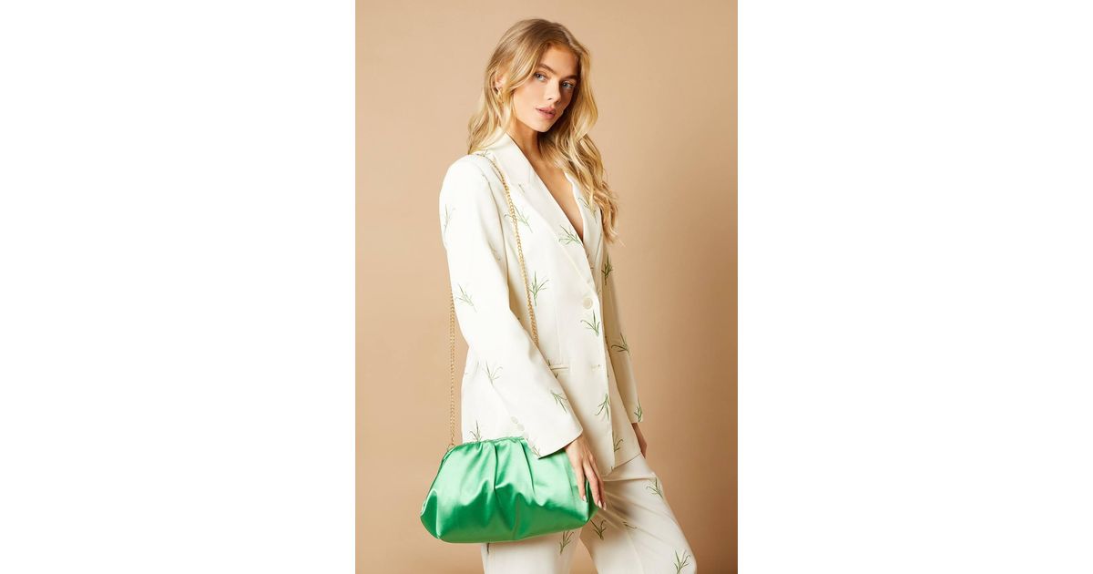 Oasis Liora Satin Ruched Large Clutch Bag in Green | Lyst