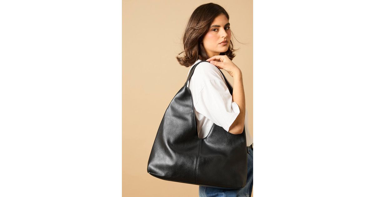 Oasis Smartie Faux Leather Slouch Bag in Black | Lyst