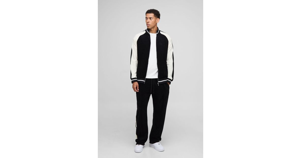BoohooMAN Regular Fit Velour Zip Through Funnel Neck Tracksuit in Black ...
