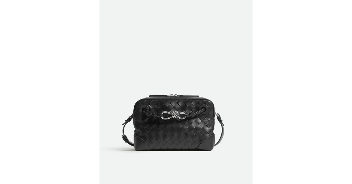 Bottega Veneta Andiamo Zipped Messenger in Black for Men | Lyst Canada