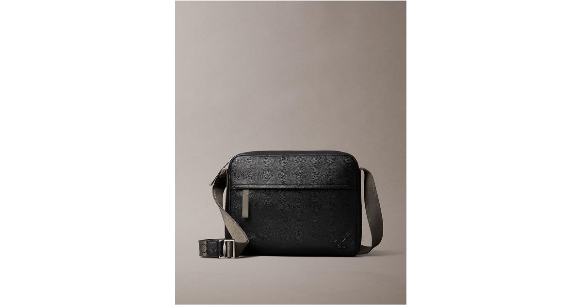 Calvin Klein Calvin Klein Cargo Flight Bag in Gray for Men | Lyst