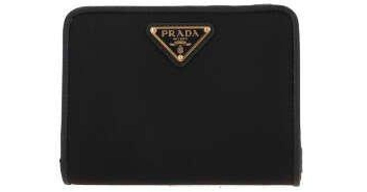 Prada Enamel Triangle-logo Bi-fold Wallet in Black | Lyst