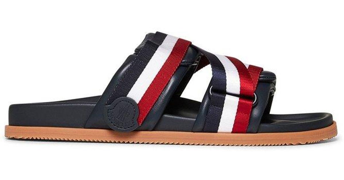 Moncler Mon Summer Sliders in Red for Men | Lyst
