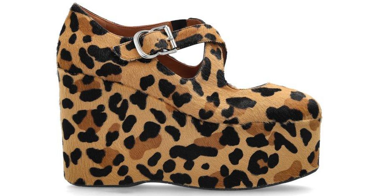 Alaïa Leopard Printed Criss Cross Wedges in Brown | Lyst