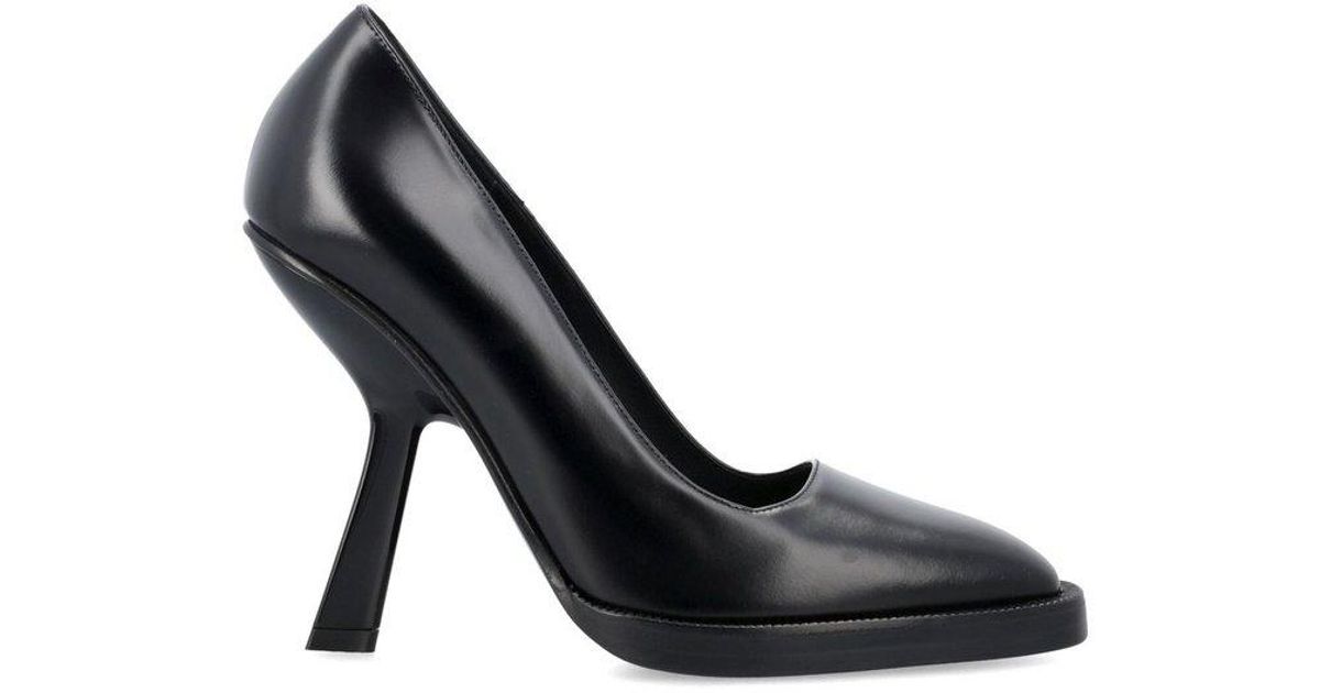 Ferragamo Shaped Pointed-toe Pumps in Black | Lyst