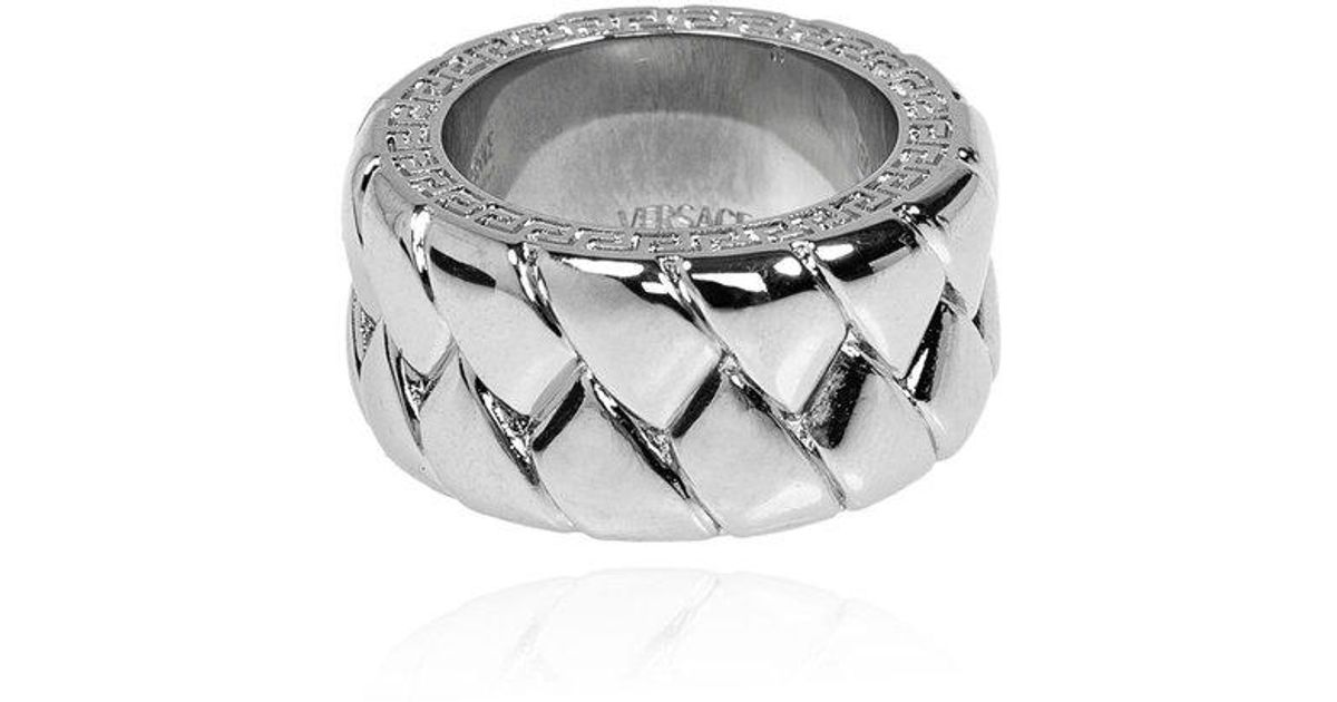 Versace Ring With Greek Pattern in Metallic | Lyst