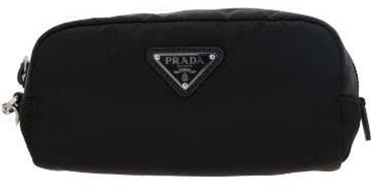 Prada Re-Nylon Triangle-Logo Zip-Up Pouch in Black | Lyst