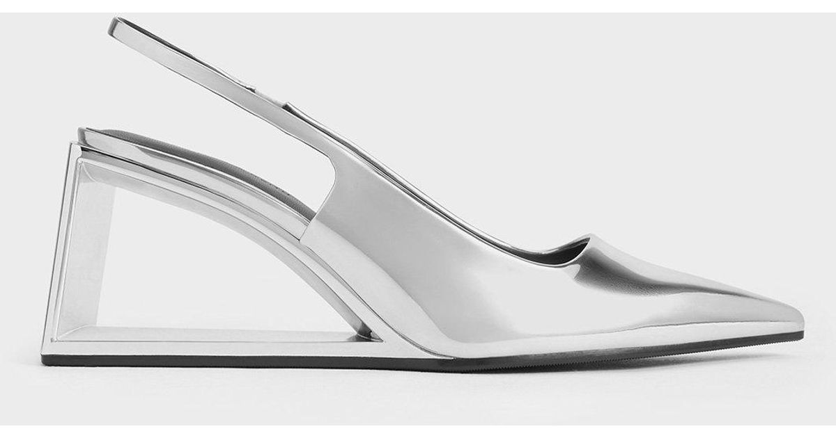 Charles & Keith Xeli Metallic Triangle-heel Slingback Pumps in White | Lyst