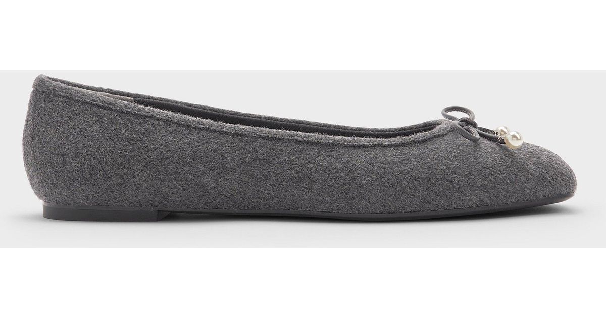 Charles & Keith Barbara Felt Pearl-Bow Ballet Flats in White | Lyst