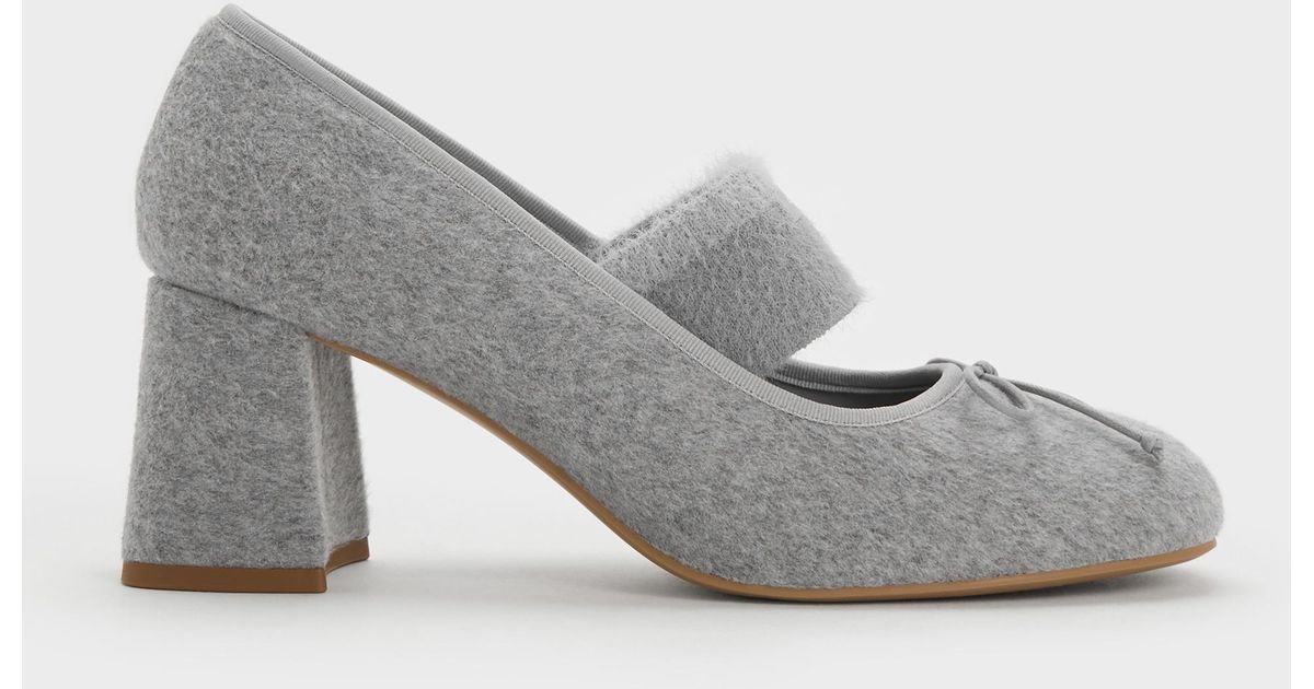 Charles & Keith Winona Felt Mary Jane Pumps in Gray | Lyst