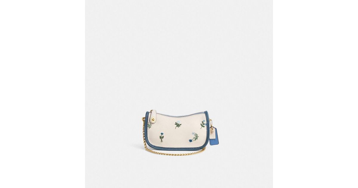 COACH Upcrafted Swinger 20 In Signature Chambray With Quilting in White ...