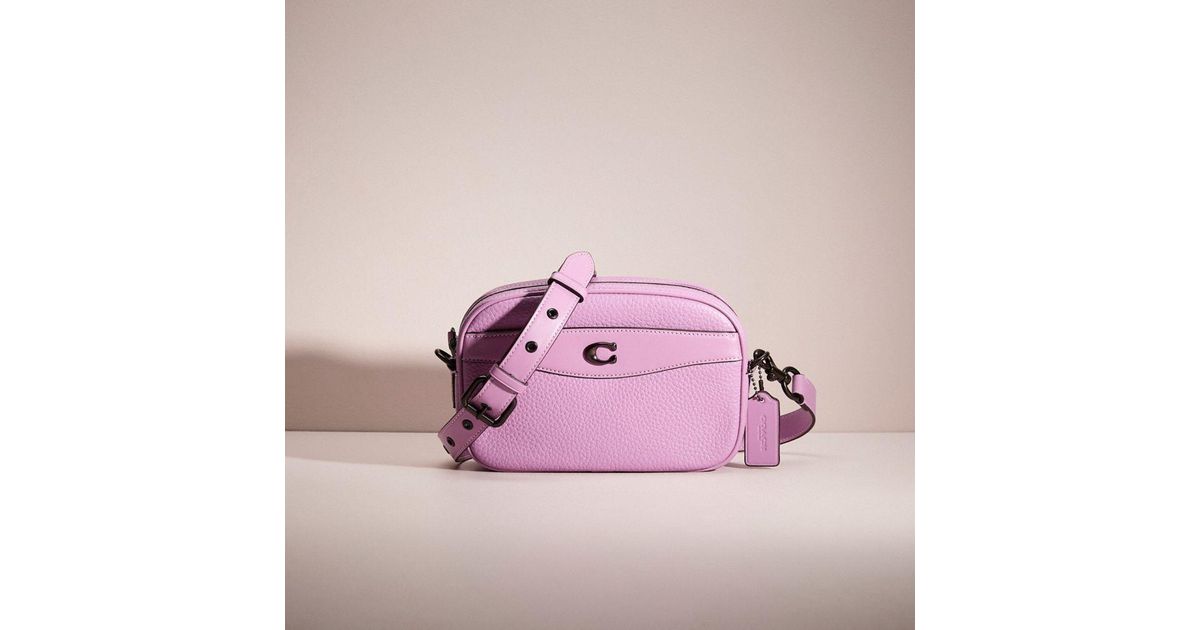 COACH Restored Camera Bag in Pink | Lyst