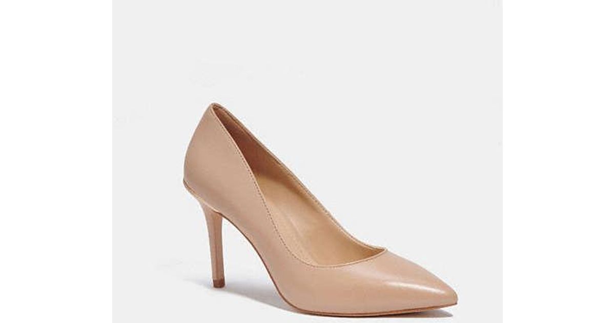 COACH Wiley Pump in Black | Lyst